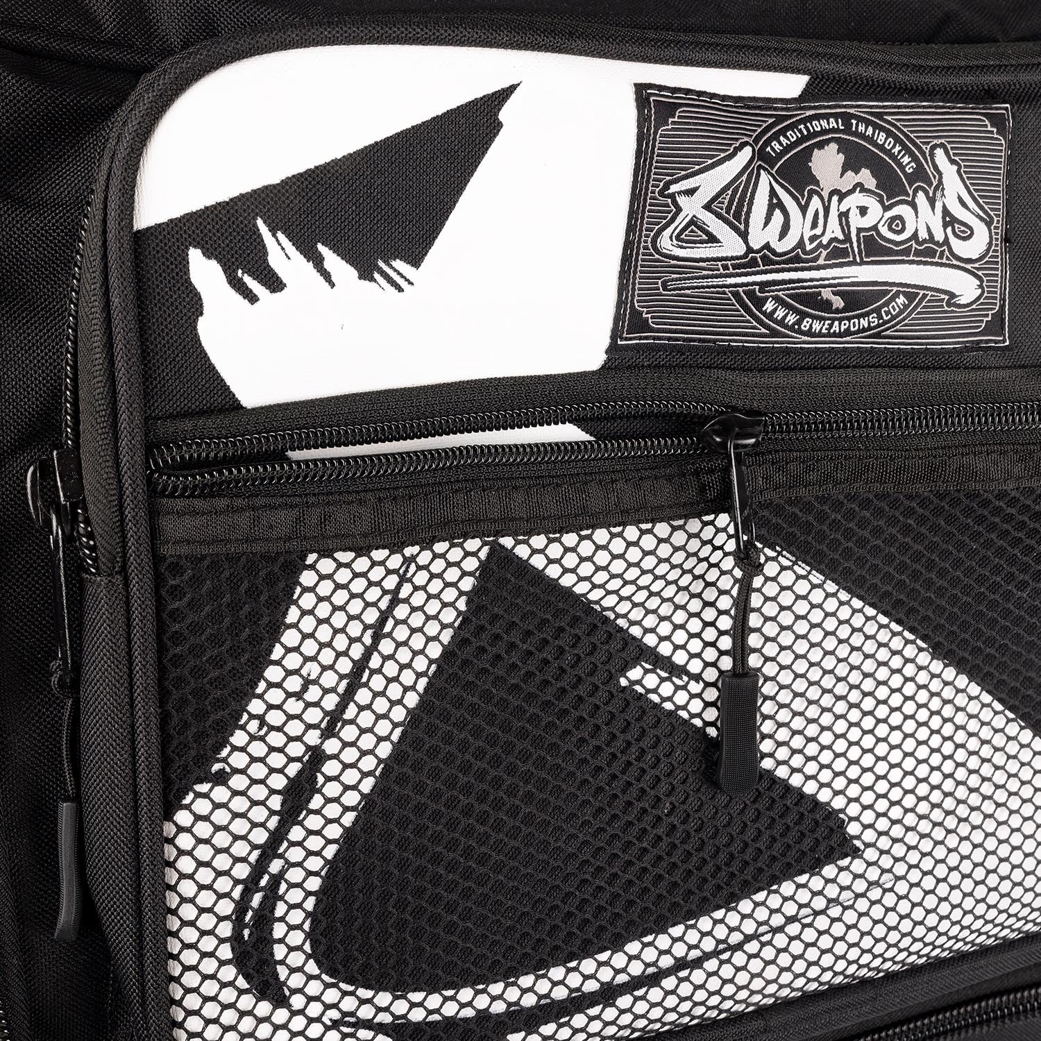 8 WEAPONS Sport Bag, black-white – 8 WEAPONS Fightgear Shop - 8WEAPONS.com